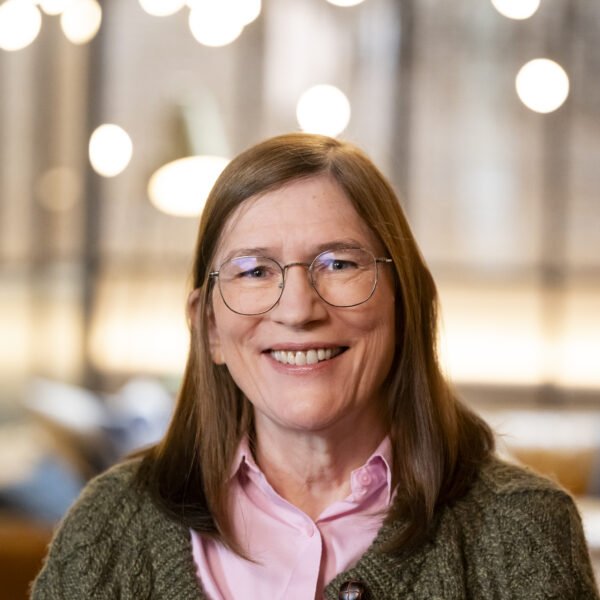 About Me - Barbara Oakley